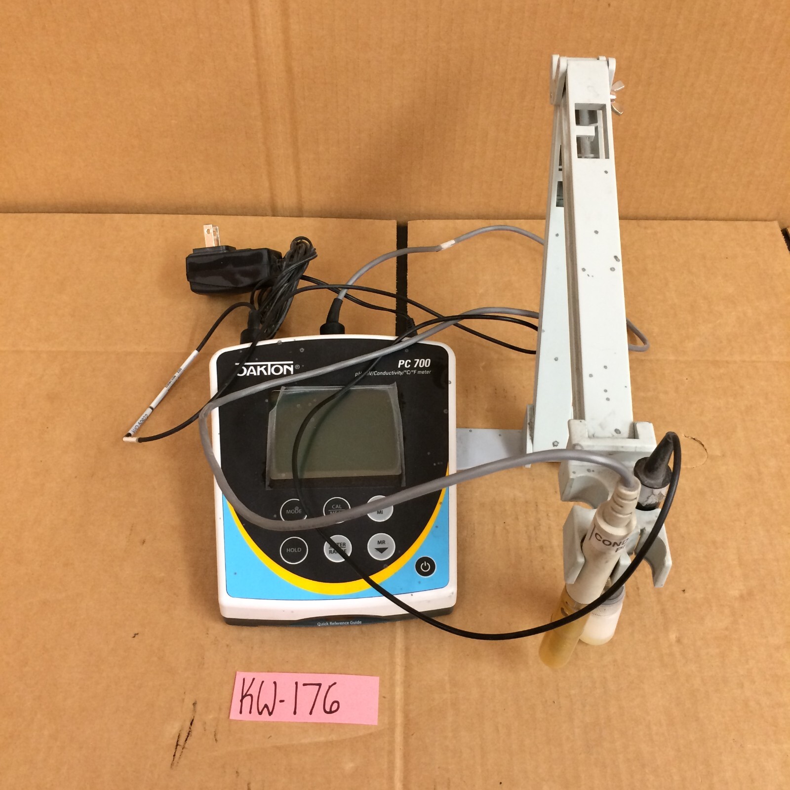 Oakton PC700 Meter w / Conductivity / Temp Probe & Stand | eBay