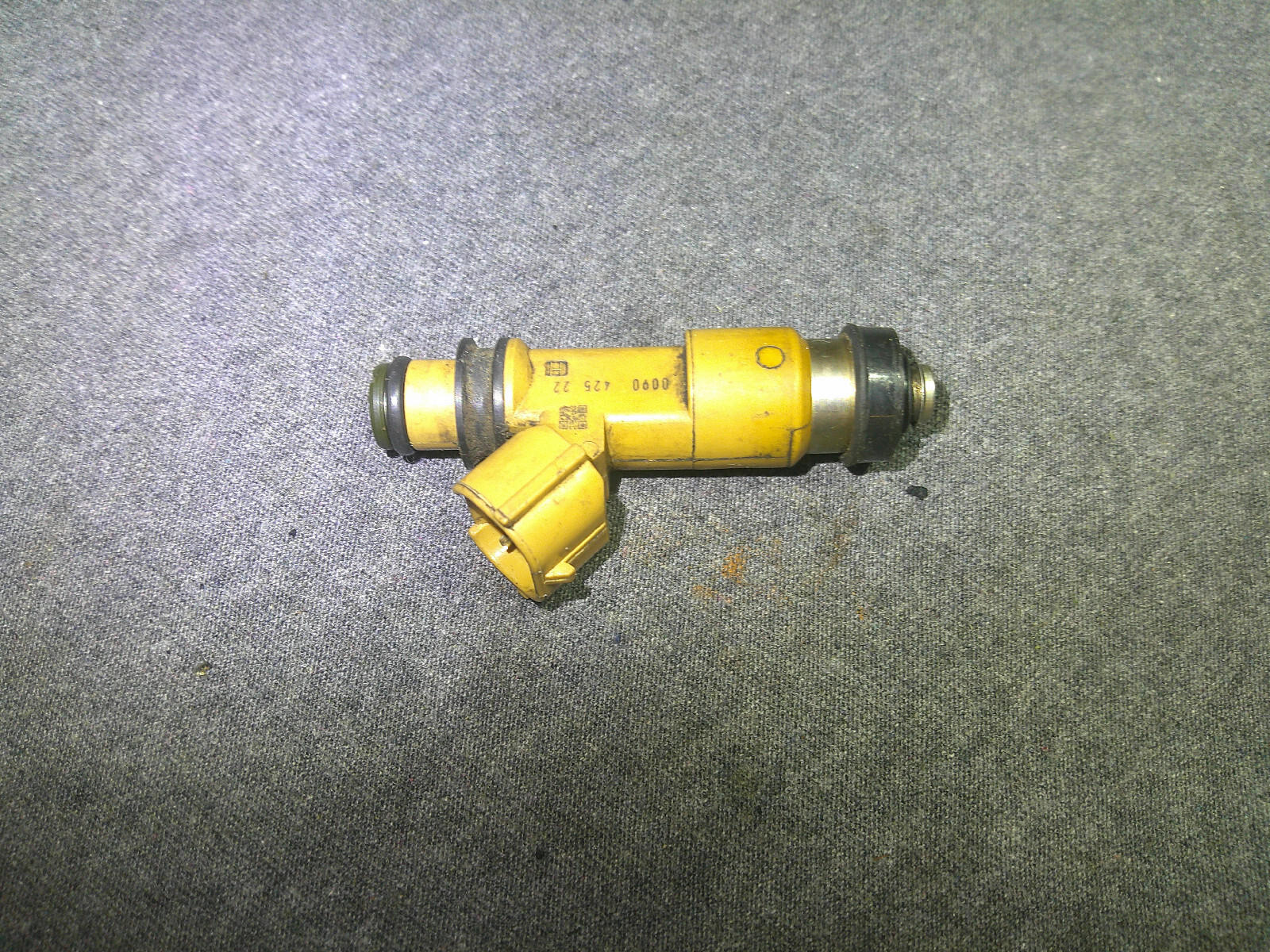 Subaru OEM Engine Denso Fuel Injector and Seals Pt:16611AA680 | eBay