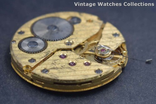 UT-6498 Winding Non Working Wrist Watch Movement For Parts & repair O ...