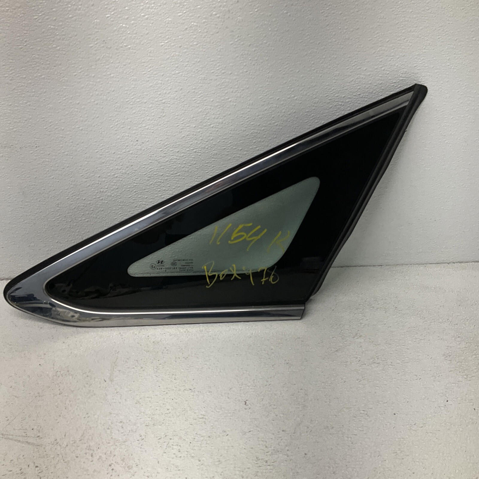 2015 - 2017 HYUNDAI SONATA REAR Right SIDE QUARTER PANEL WINDOW GLASS ...