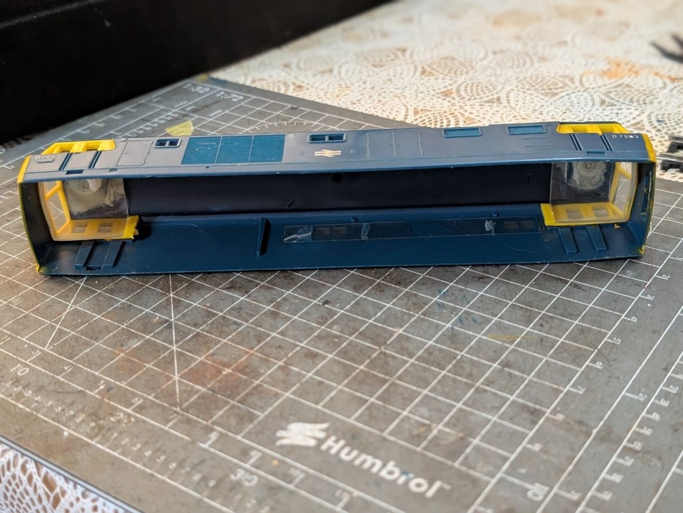 Triang Hornby OO R758 BR Blue HYMEK DIESEL HYDRAULIC D7063 Body Only ...