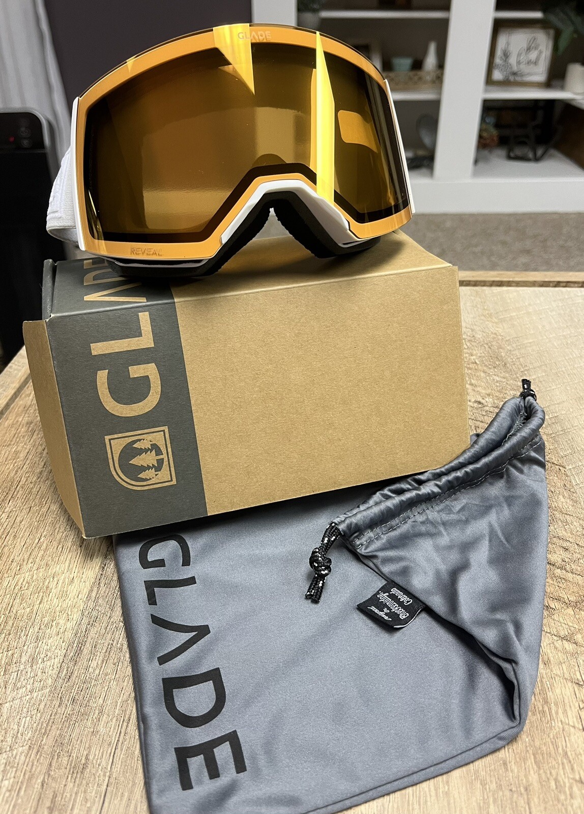 Glade Adapt 2S Snow Goggles Reveal Photochromic Gold/White for sale ...