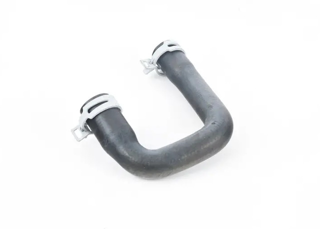 MERCEDES-BENZ ML W164 ENGINE TO INTERMEDIATE PIECE HOSE A1645060435 10 ...