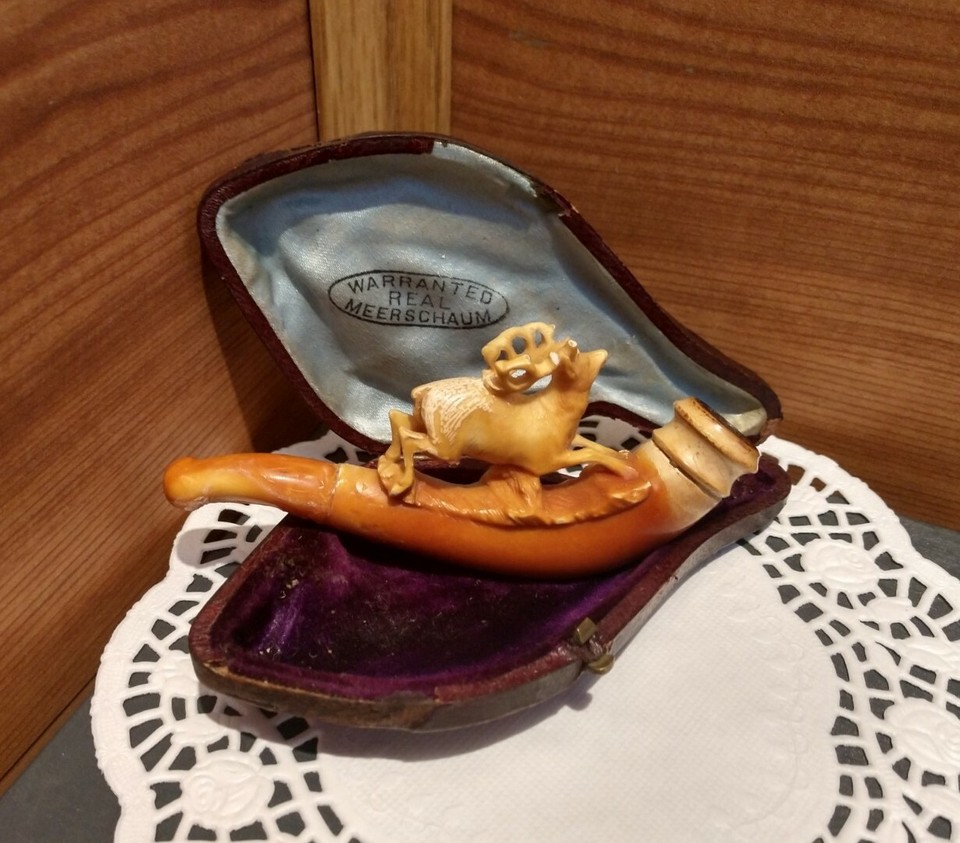 1 ANTIQUE ORNATE WARRANTED REAL DEER/STAG MEERSCHAUM PIPE WITH CASE | eBay