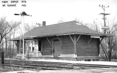 Mt Summit Indiana NW Railroad Depot Real Photo Vintage Postcard K101391 ...
