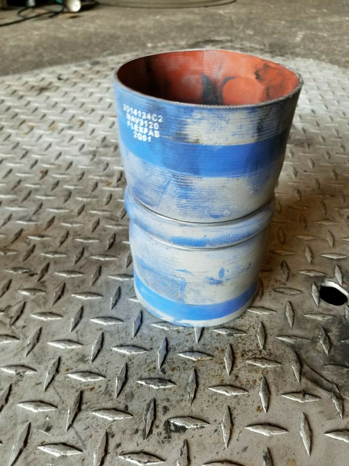 INTERNATIONAL AIR TO AIR INTERCOOLER HOSE PART NO. 2014134C2 | eBay