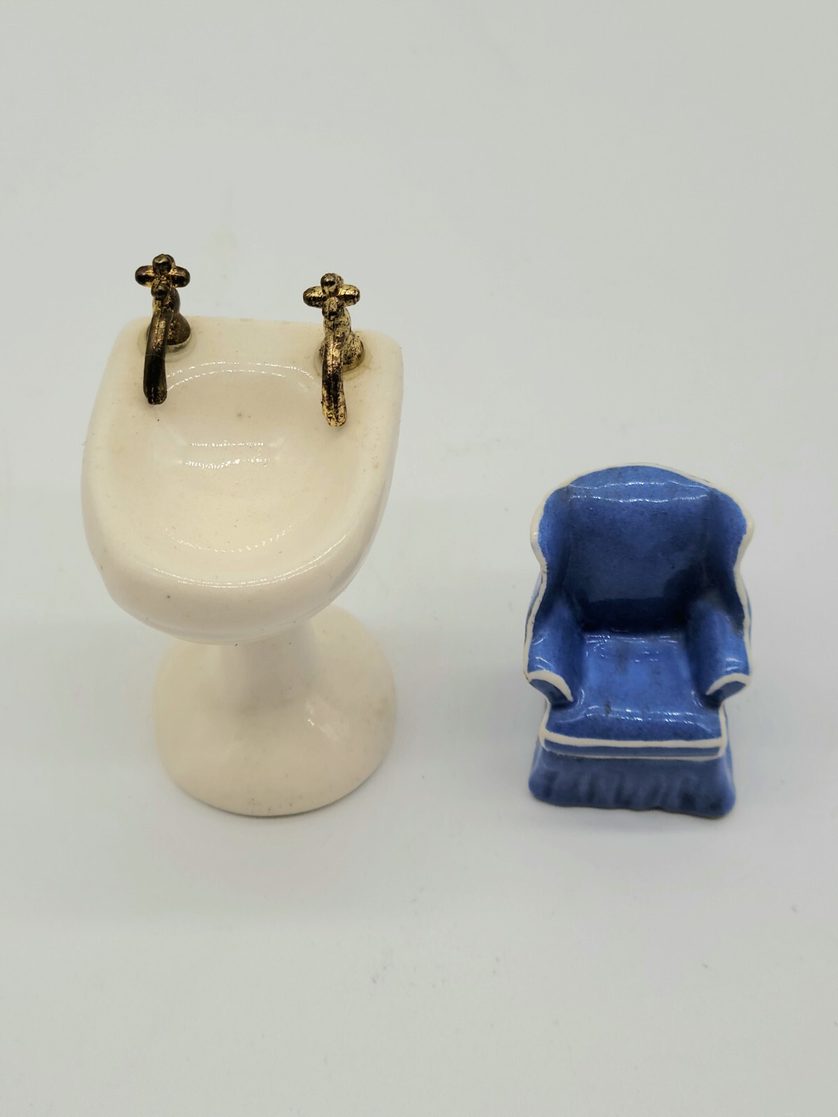 Vintage Shackman Porcelain Miniature Dollhouse Bathroom Pedestal Sink ...