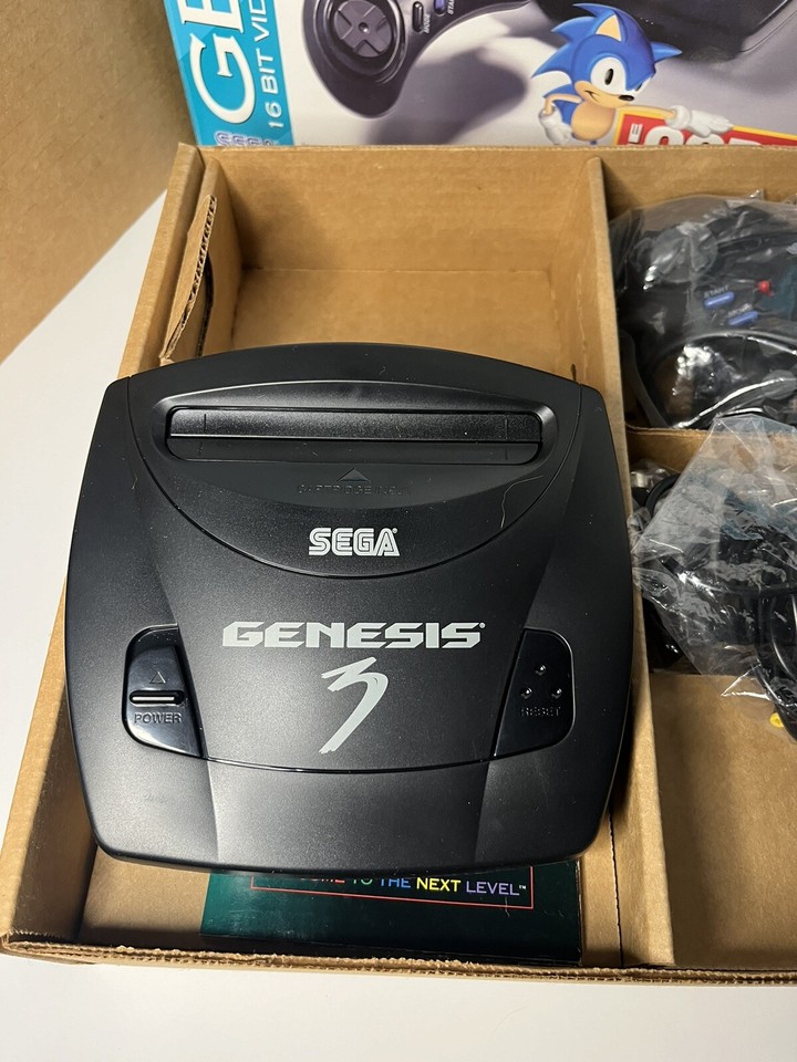 Sega Genesis Model 3 Core System CIB W/Manuals. Sonic Game NOT INCLUDED ...