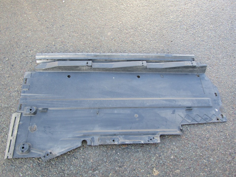 AUDI A5 MK1 8F CONVERTIBLE UNDERBODY COVER LEFT SIDE P/N: 8F0825207 REF ...