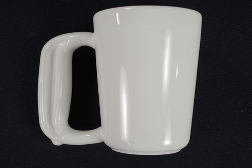 JAMBER-USA 4½” Ergonomic/Easy Grip Mug EUC+ | eBay