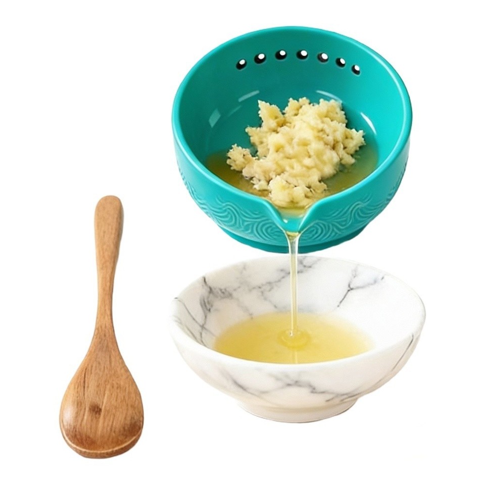 Easy To Clean For Fresh Cooking Garlic Grater Five Hole Sizes ...