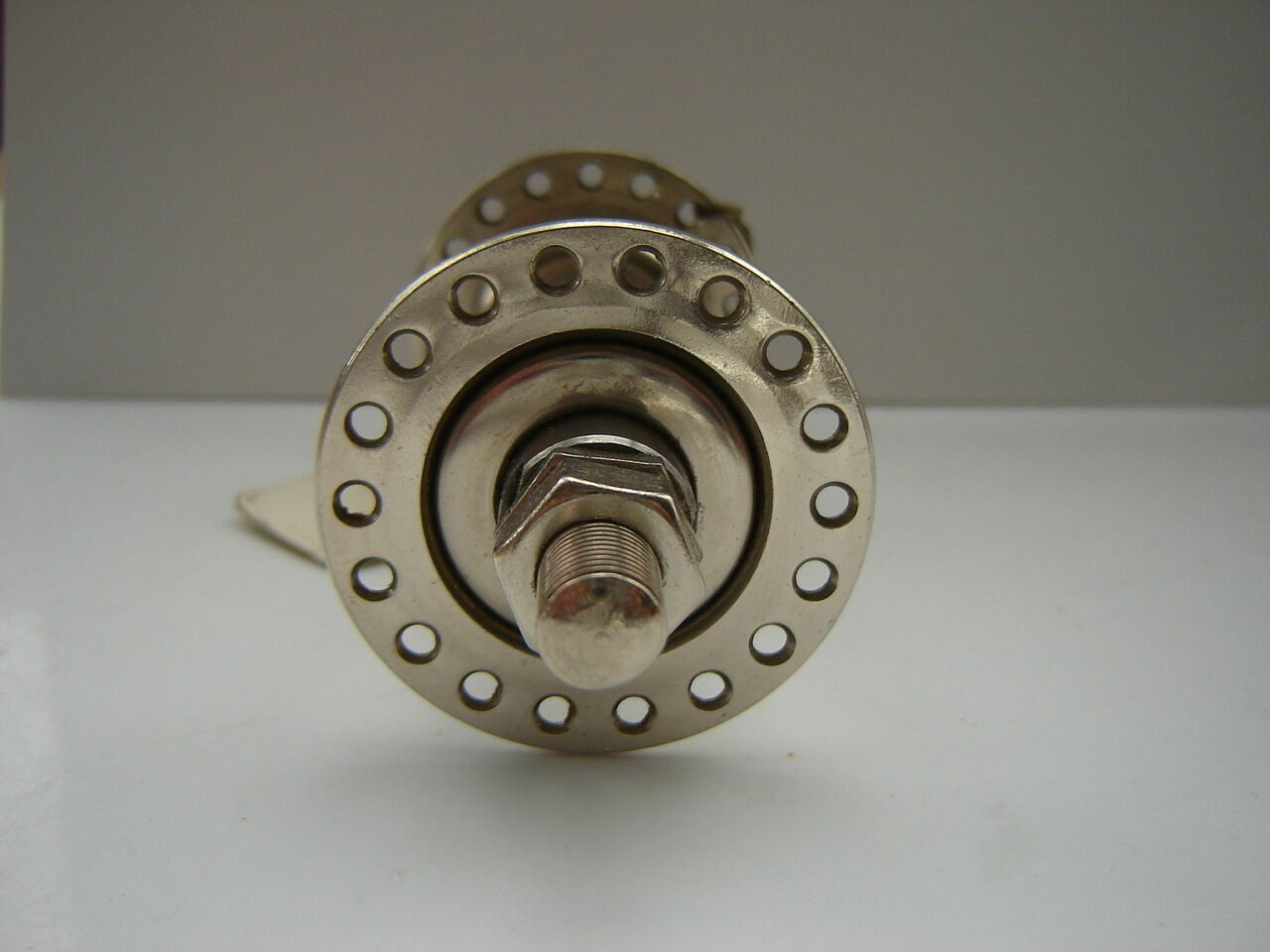 WAGNER NICKEL PLATED FRONT HUB - 36 H - SMALL FLANGE - WITH OIL PORT ...