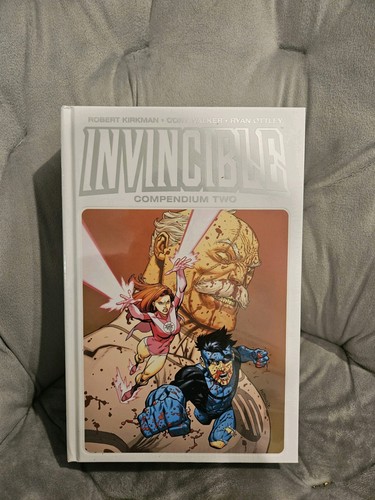 Invincible Compendium Hardcover Vol 2 ( NEW 2023 Image) Omni Kirkman ...
