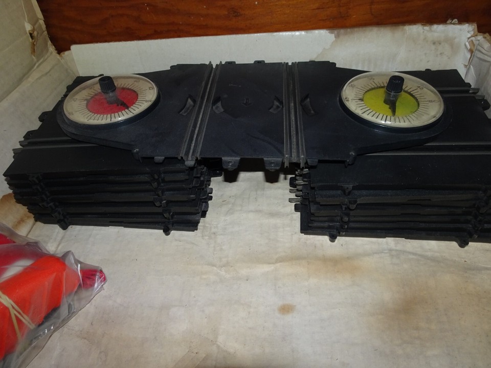 1963 ELDON DAYTONA BEACH RACING SET 1/32 SLOT CAR SET CARS 26 PC TRACK ...