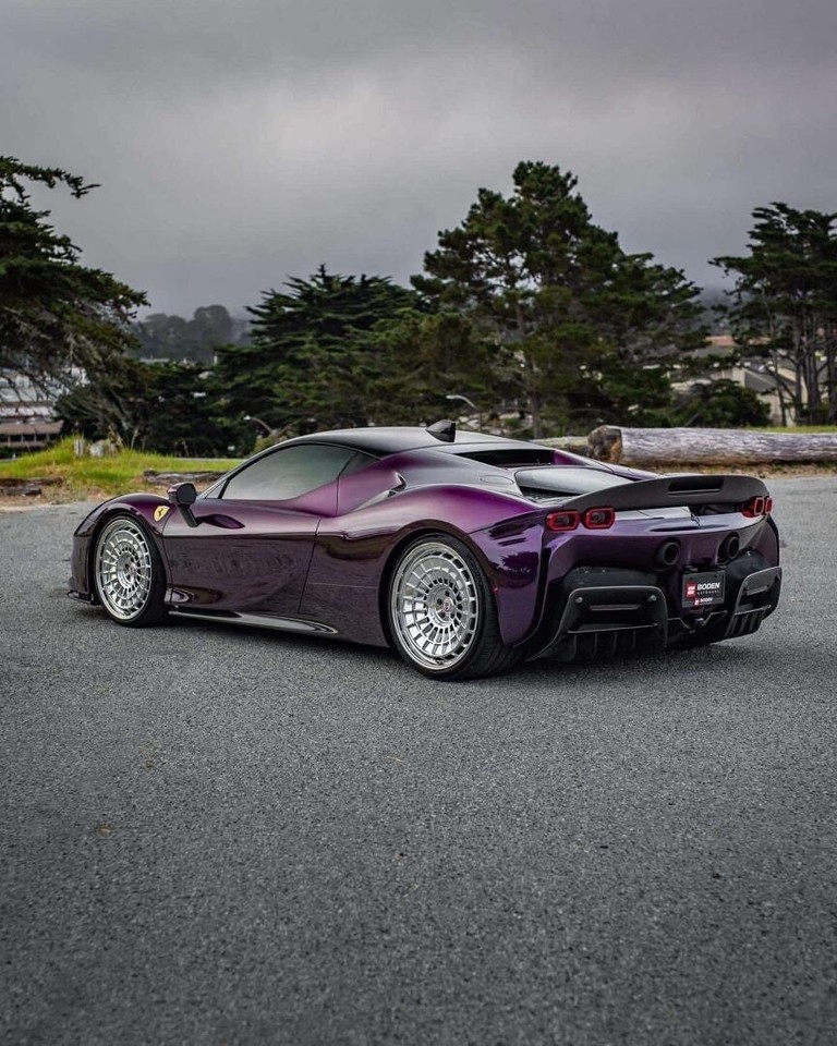 Ferrari SF90 Stradale NOVITEC (Metallic Purple) [Davis & Giovanni] 1:18 ...