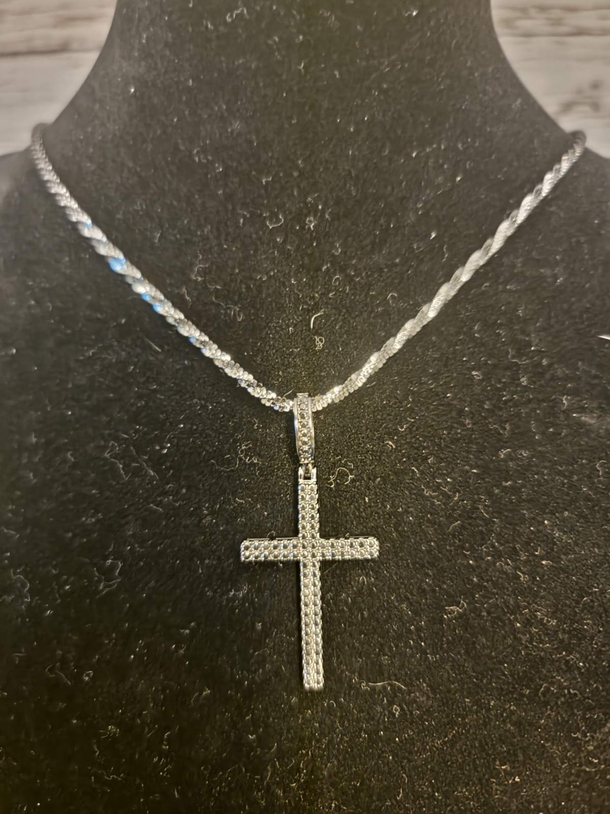 24-inch rhodium with twisted roc chain with rhodium moissanite cross ...