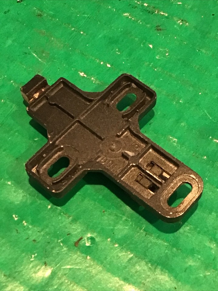 Salice 110 Degree 2P5 Self Closing Cabinet Hinge w/ H00 Mounting Plate ...