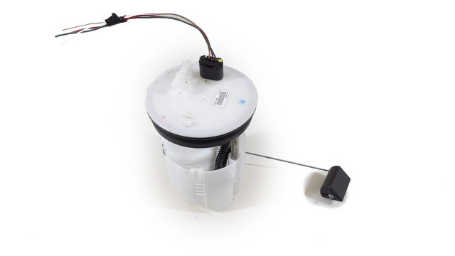 Mazda 3 BM 13- Kraftstoffpumpe Kraftstoff Fuel Pump PE201335X online ...