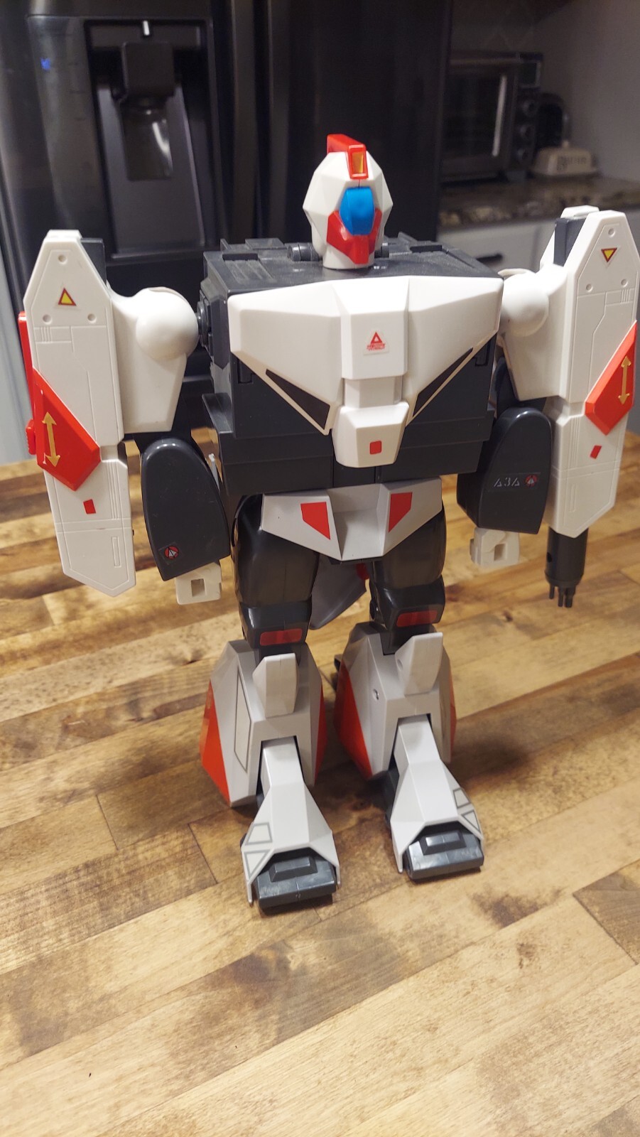 Vintage 1985 Robotech Matchbox Veritech Hover Tank - Nice Condition | eBay