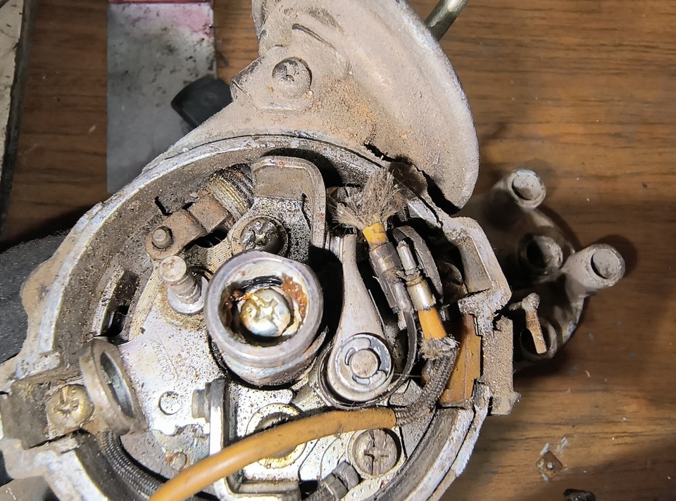 1973 - 79 Datsun 620 L18 Ignition Distributor | eBay