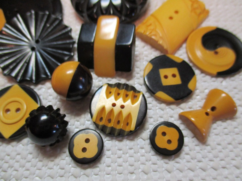 AWESOME LOT OF 17 VINTAGE BLACK & YELLOW TESTED BAKELITE BUTTONS | eBay