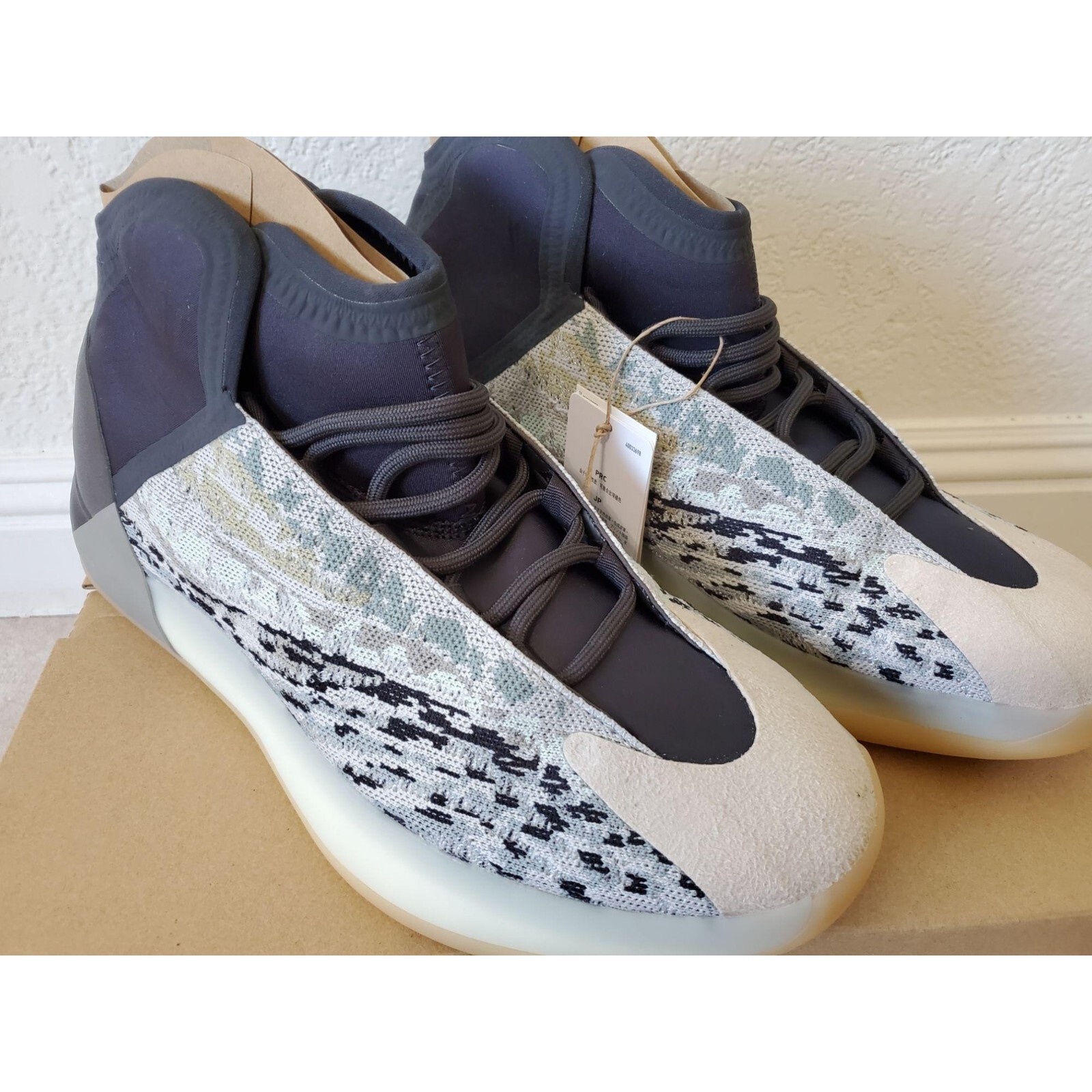 YZY YEEZY QNTM BOOST SHOES MENS SIZE 12.5 GY7926 | eBay