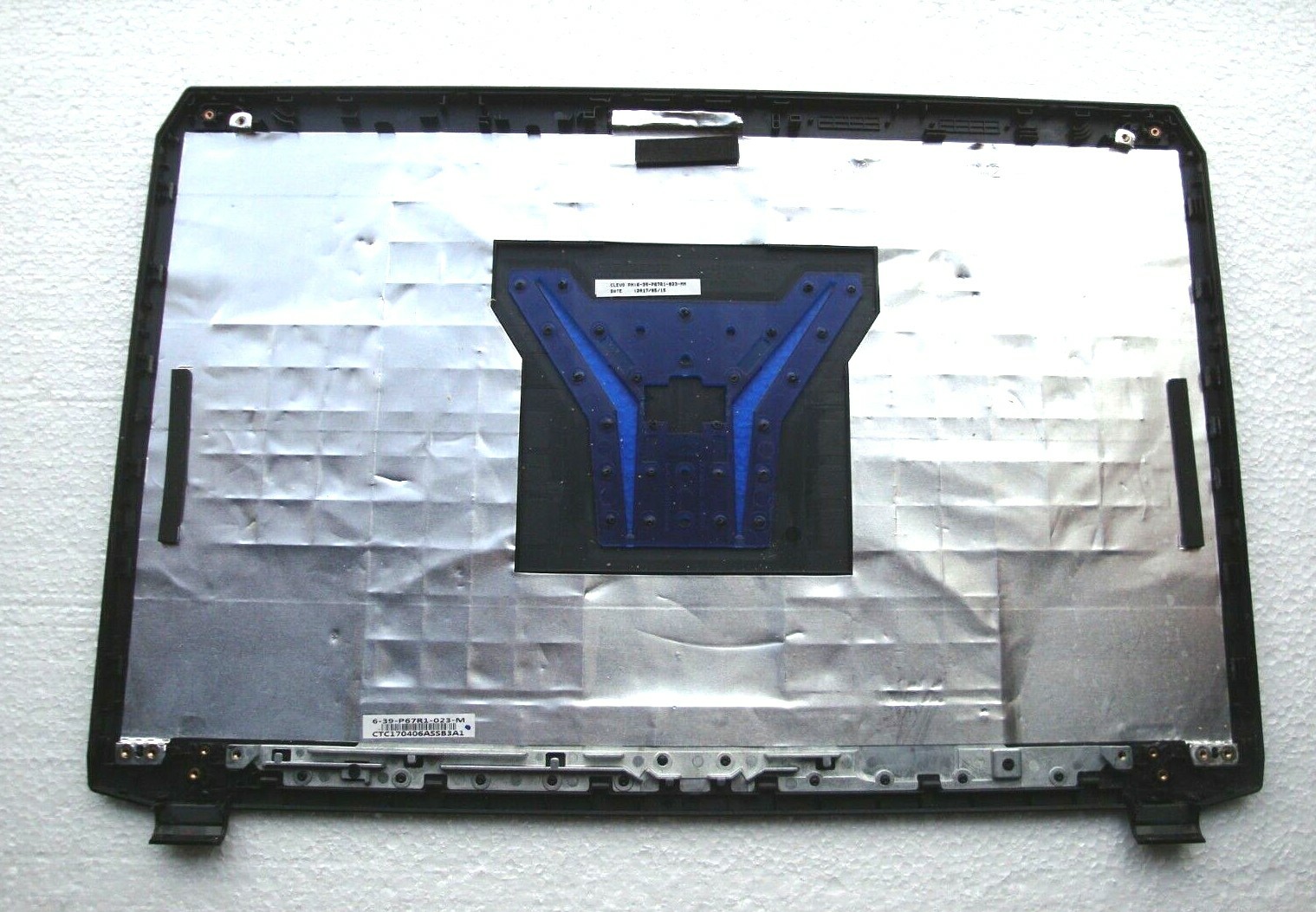Medion Erazer X7851 X7853 Clevo LCD Screen Display Lid Back Cover 6-39 ...