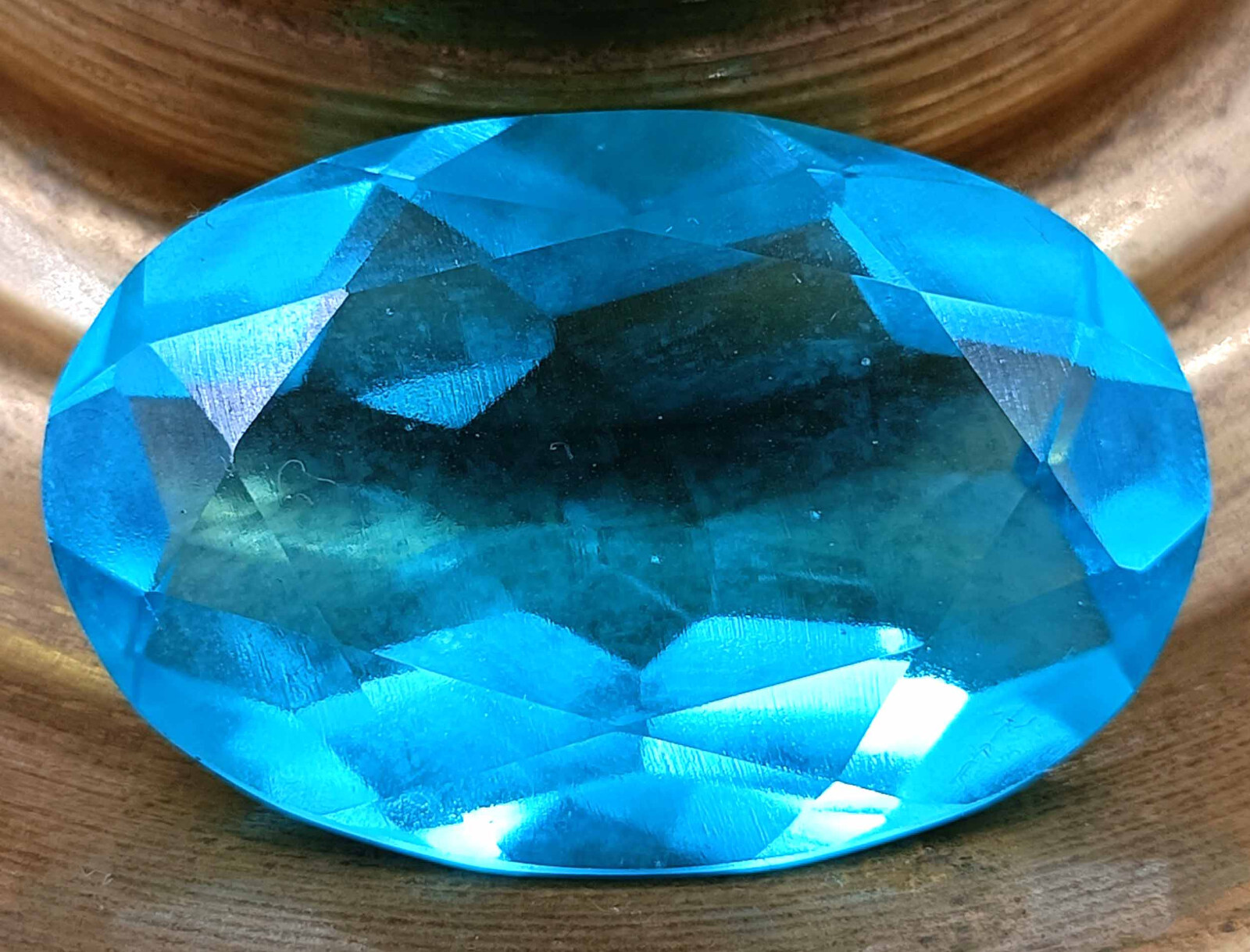Sky-Blue Aquamarine Brazil Stone Oval 100-115 Ct Certified Gemstone ...