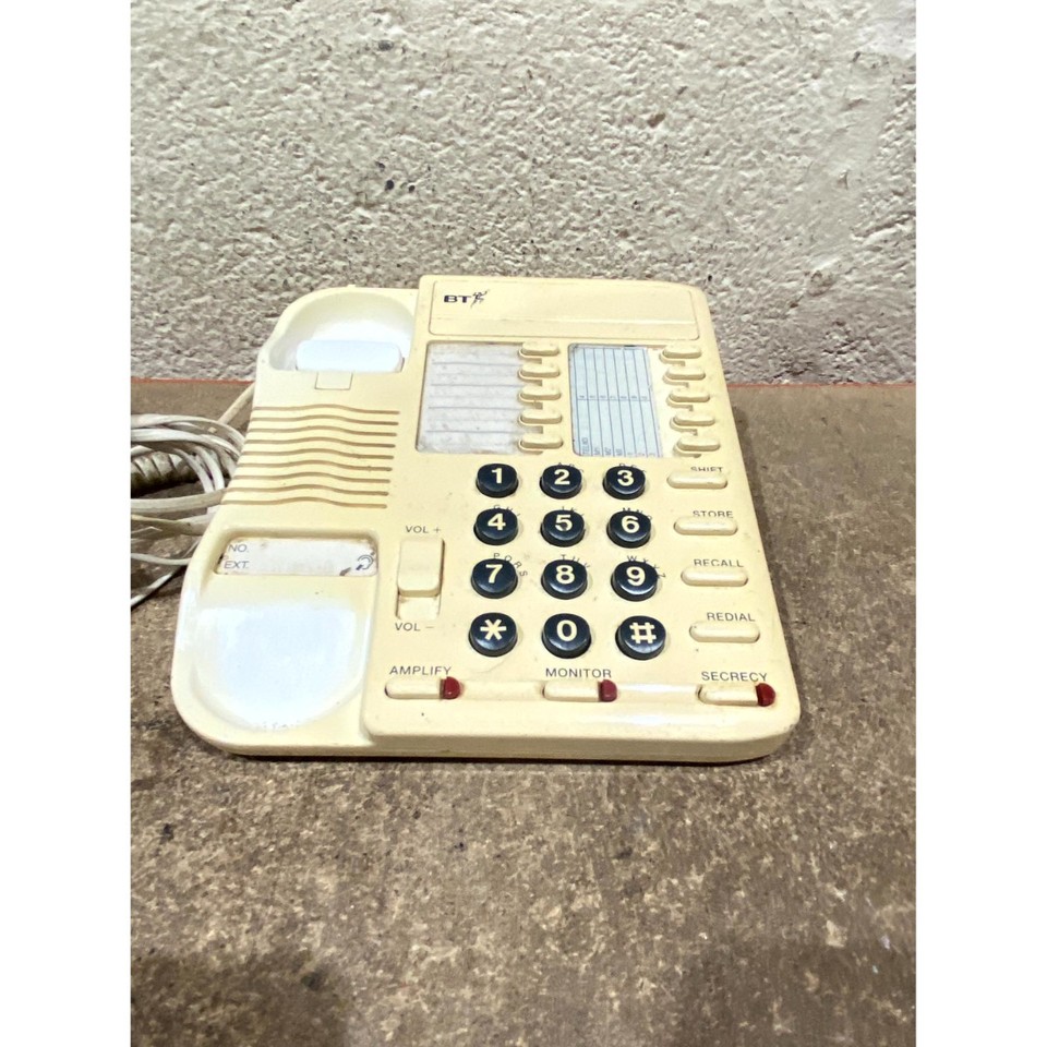 Vintage BT Converse 200 Corded Telephone Big Push Button Touch Tone ...