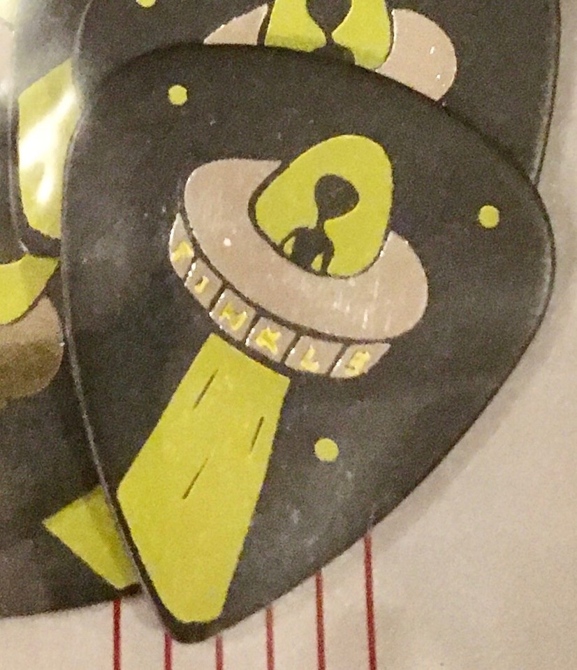 PickBoy UFO / Alien Guitar Picks - 0.80 mm - Pack of 10 | eBay
