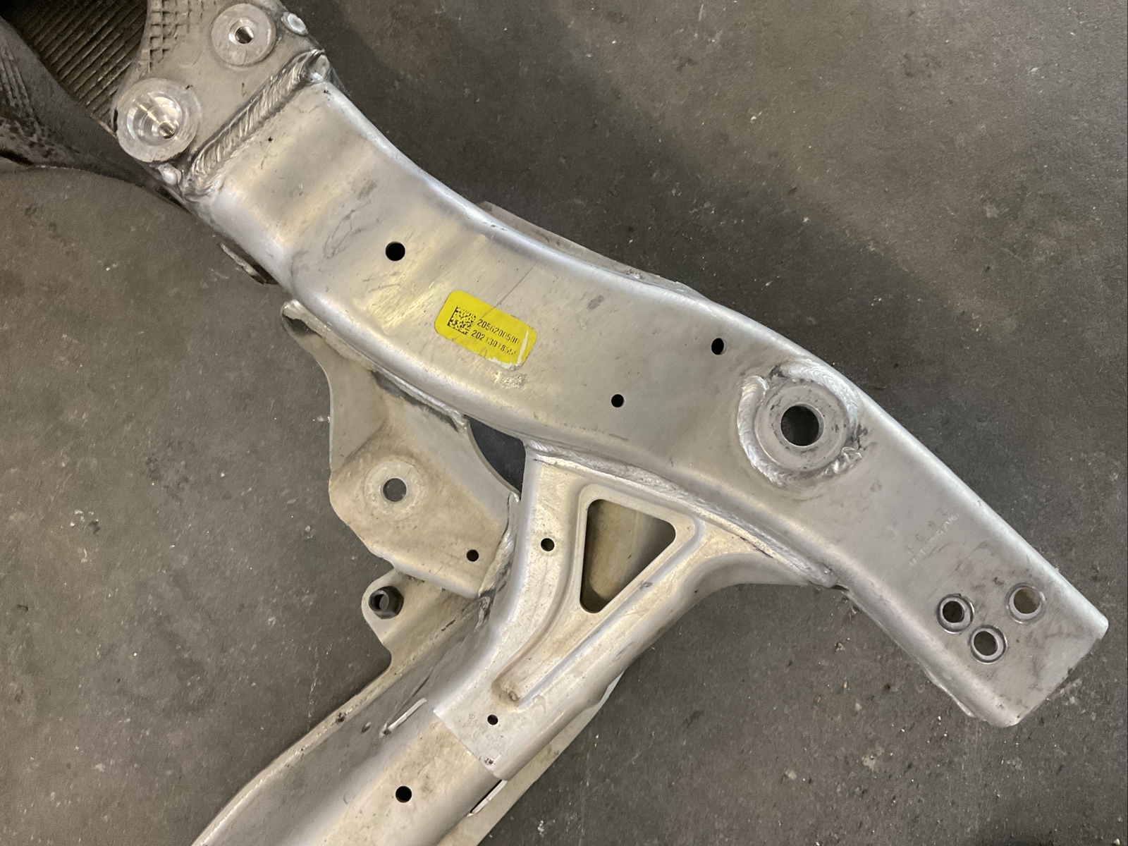 2019 MERCEDES BENZ E63 AMG FRONT ENGINE SUBFRAME OEM~DAMAGE~2056208001 ...