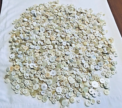 3 Lbs~BUTTONS~WHITE/SHADES 0f WHITES~VINTAGE~Button Art~Quilting~Sewing ...