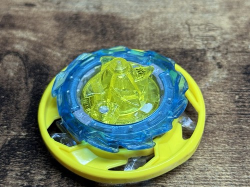 Maximum Garuda 8flow Flugel B-87 01: Beyblade Burst God Prize Takara ...
