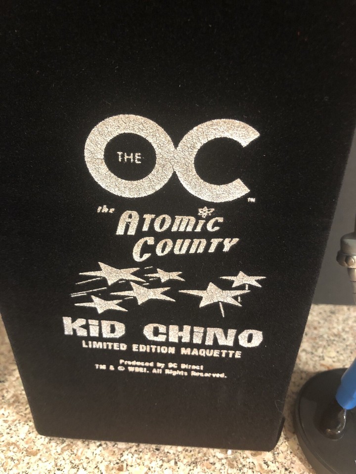 The OC Atomic County Maquette Figure Comic Con 2006 Ben McKenzie Ryan ...