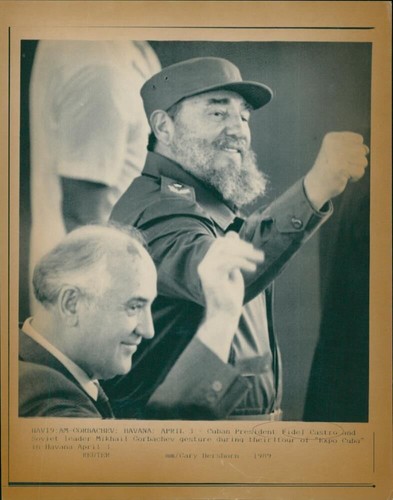 Fidel Castro with Mikhail Gorbachev - Vintage Photograph 935911 | eBay