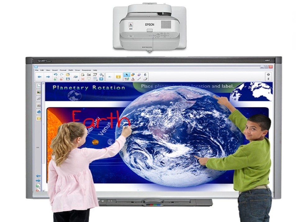 Smart board SB685 with Epson BrightLink 696Ui Full HD 3LCD (1 year ...