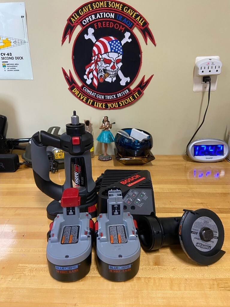 Bosch RotoZip Kit Model RZ 18V with Extras + ZipMate Attachment USED ...