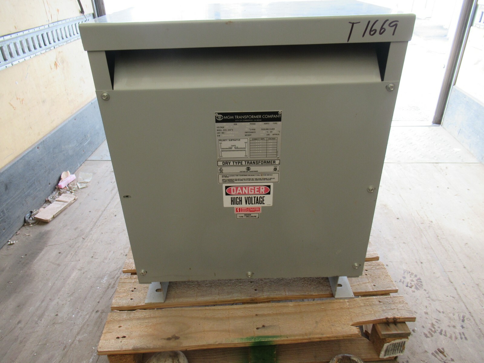 MGM AD272-D0111 Transformer (NS) 25 KVA 480 X 2400 Volt 1 Phase -T1669 ...