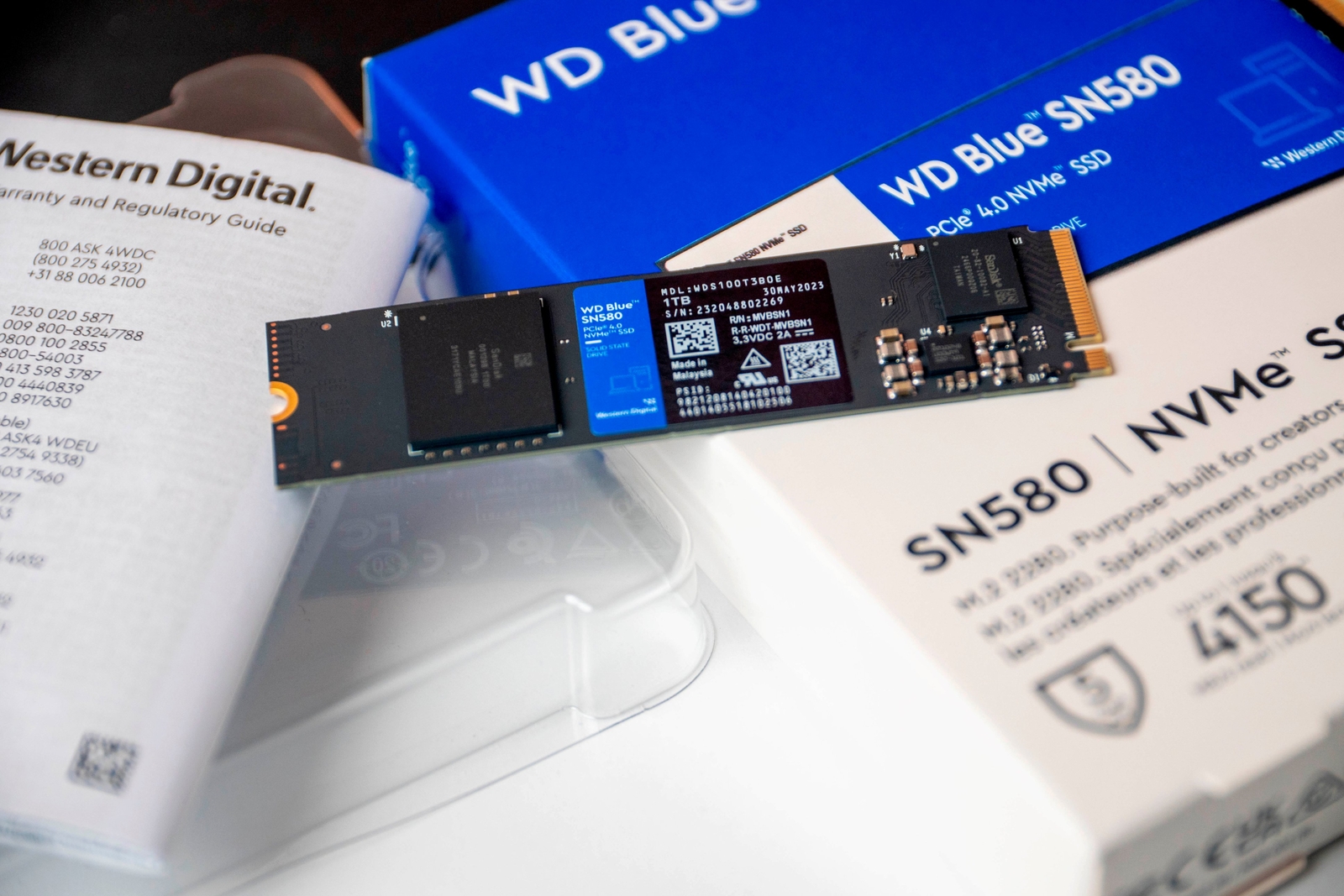 WD - Blue SN580 2TB Internal SSD PCIe Gen 4 x4 NVMe - Switch