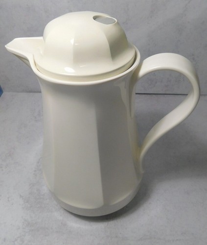 Vintage Thermos Christa Coffee Butler Carafe Ivory 32 oz. Insulated ...