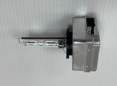 Genuine Land Rover/ Range Rover Headlamps And Front Flasher Lamps Bulb ...