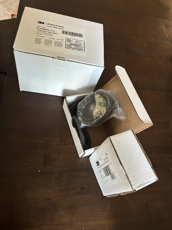 New Peltor ComTac V Dual Down Lead. Plus Upgraded Gel Replacement Ear ...