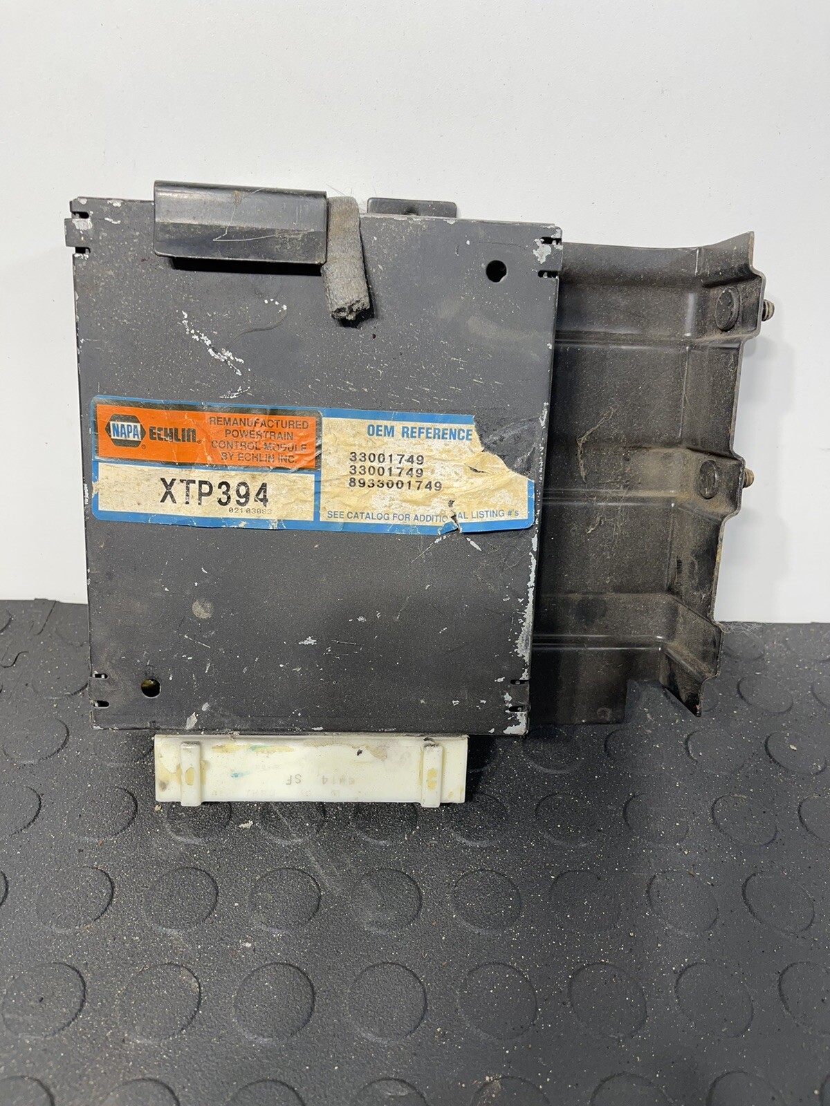 1984-1990 Jeep Wrangler 4.2 M/T Engine Control Module Computer 33001749 ...
