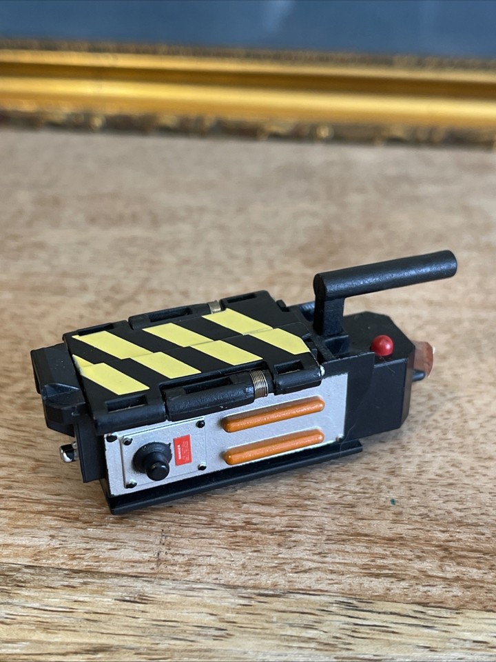 Matty Collector Ghostbusters Ghost Trap Box PKE Meter | eBay