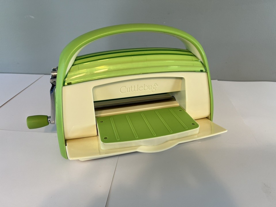 Cricut Cuttlebug Die Cutting Embossing Machine Crank Green Machine Only ...