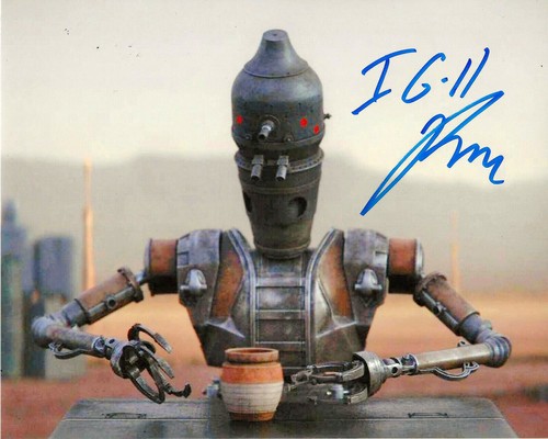 RIO HACKFORD SIGNED 'STAR WARS: THE MANDALORIAN' IG-11 8x10 PHOTO I w ...