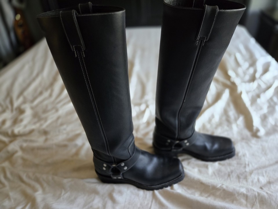 Embossy Boots | eBay
