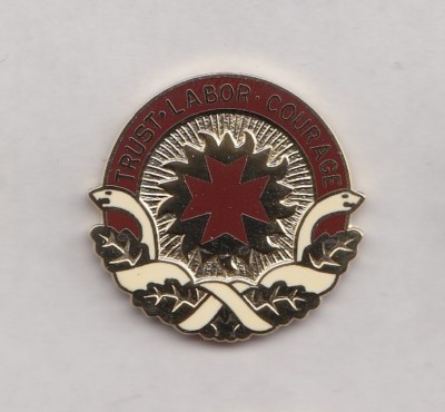 US ARMY MEDICAL 18th MEDICAL COMMAND crest DUI badge c/b D-22 | eBay