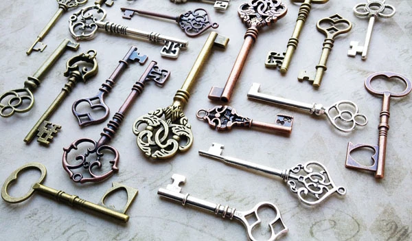 Antique Skeleton Keys Bulk