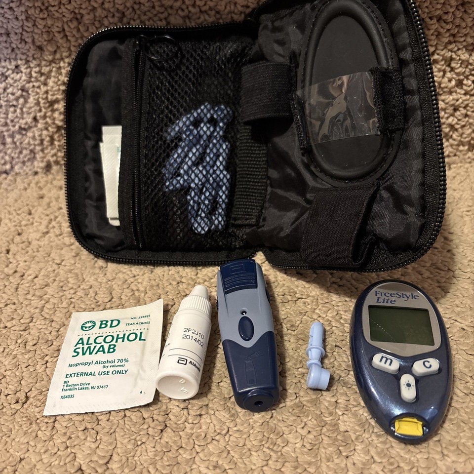 FREESTYLE Lite Blood Glucose Meter Monitor | eBay